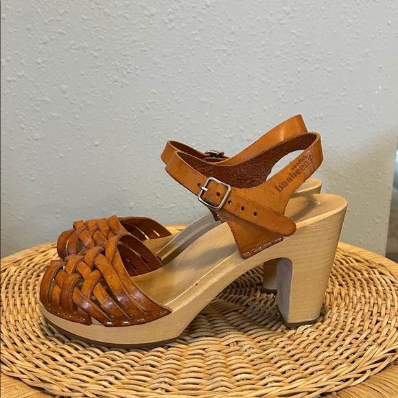 Swedish Hasbeens | Shoes | Swedish Hasbeens Brown Leather Braided Clog ...